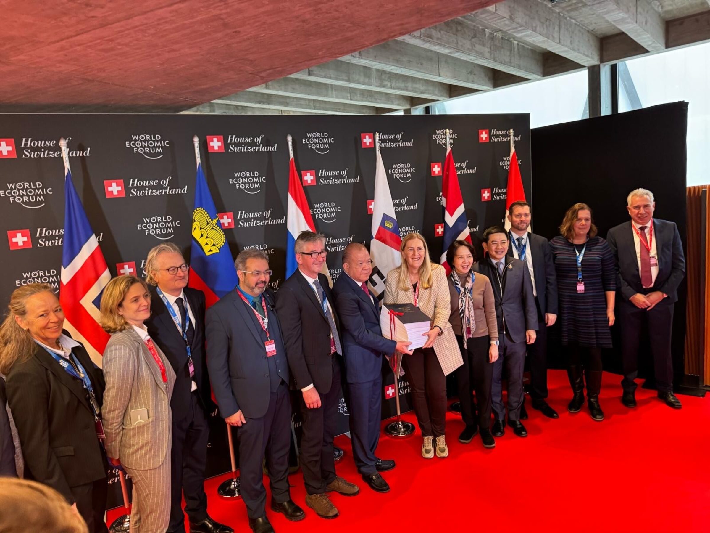 Startseite - Swiss Textiles